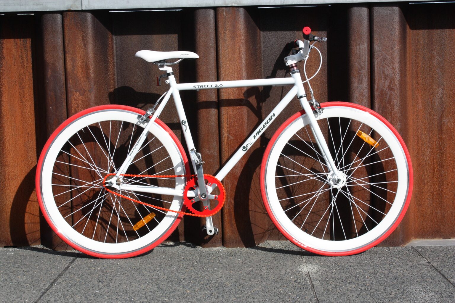 Descubre qué son las bicicletas fixie y todo lo que necesitas saber